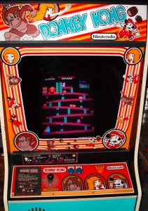 A History of Early Microcontrollers, Part 4: The Intel 8048 and 8748 ...