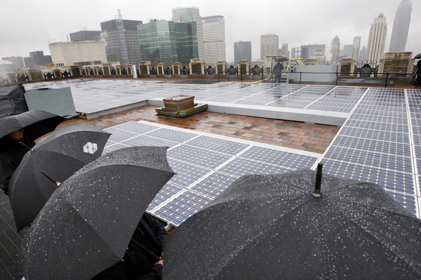 Solar cell generates power from raindrops – EEJournal