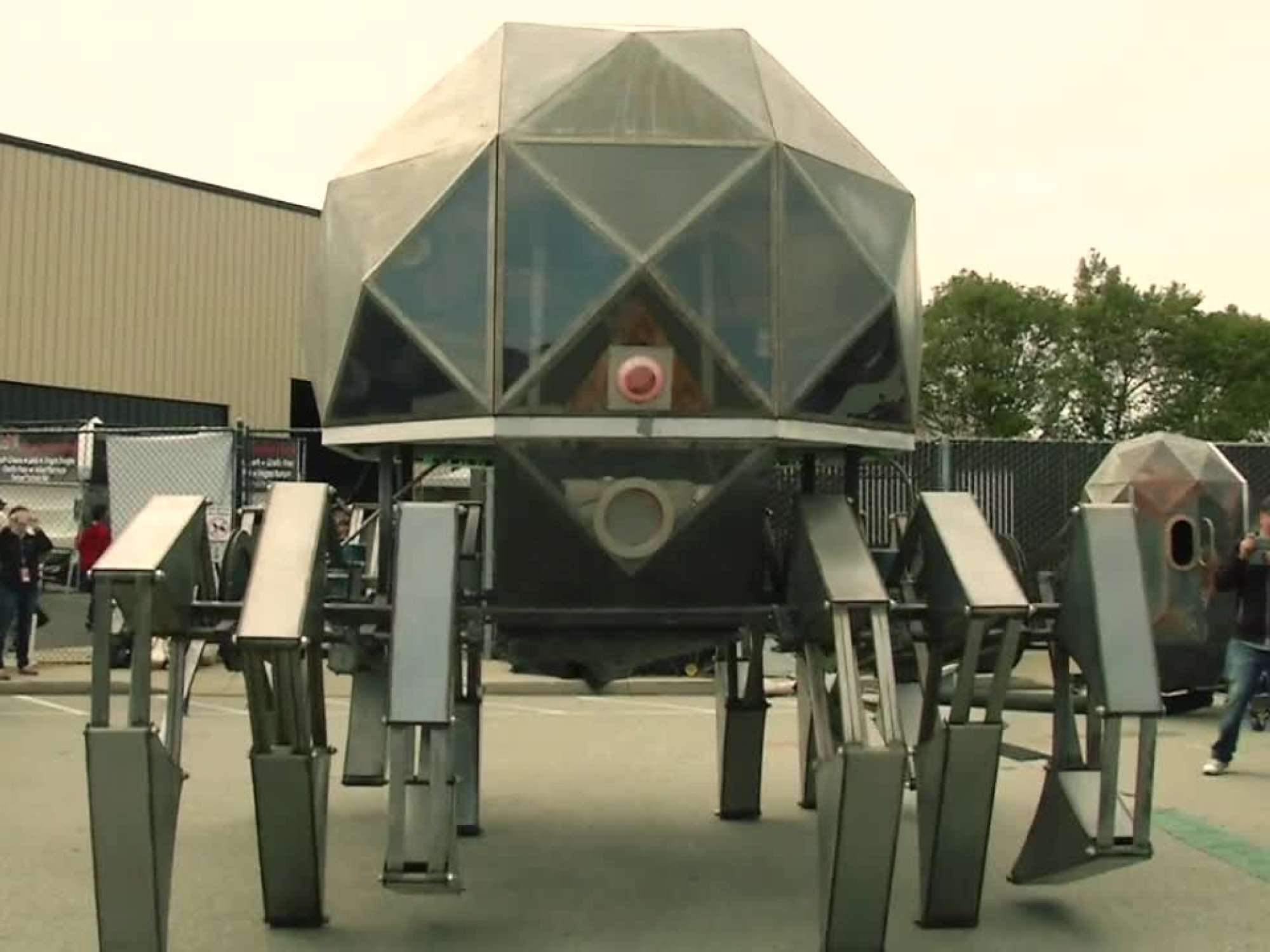 A 12-legged pod you can ride – EEJournal